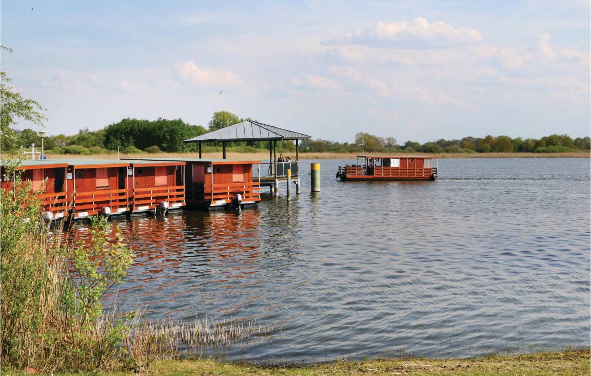 35 M² Hausboot ∙ 2 Schlafzimmer ∙ 4 Gäste - Beetzsee