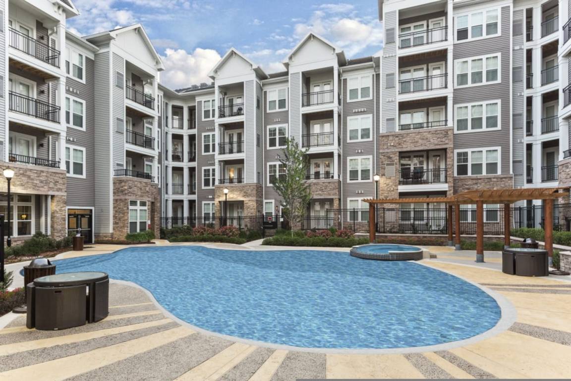 70 M² Apartment ∙ 5 Guests - Woodbridge, VA