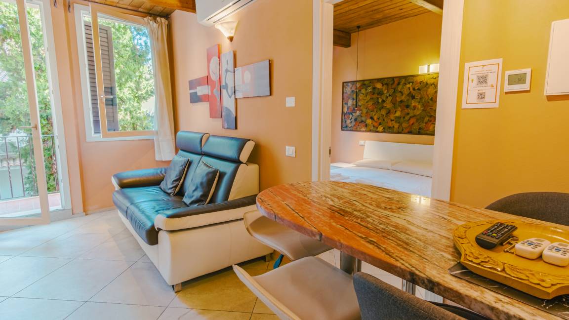 80 M² Apartment ∙ 2 Bedrooms ∙ 8 Guests - Ravenna