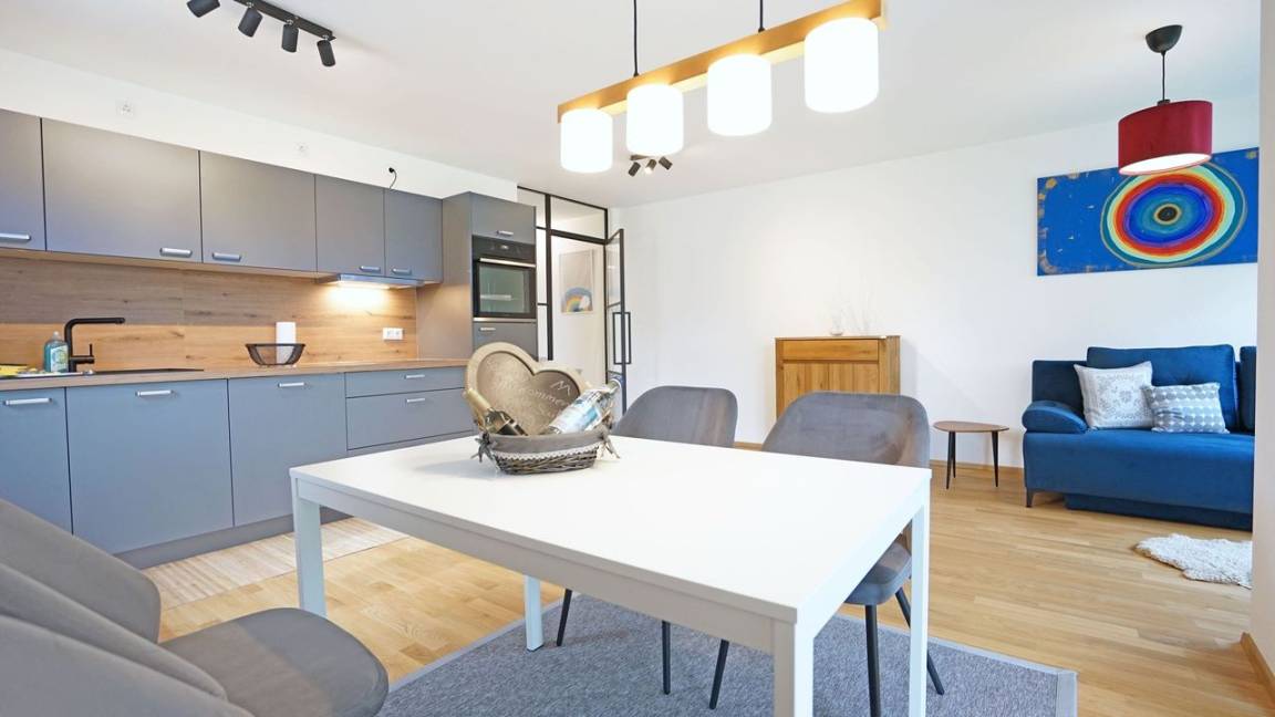 62 M² Ferienwohnung ∙ 1 Schlafzimmer ∙ 4 Gäste - Pfronten