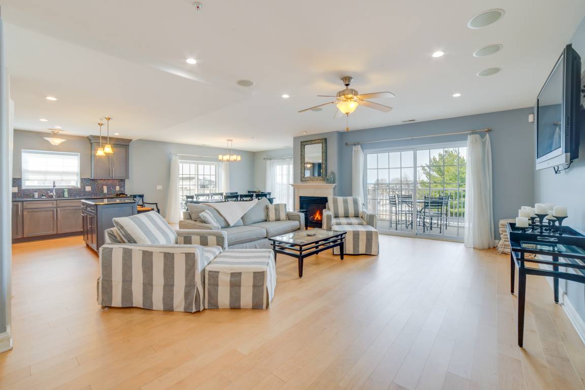 153 M² Apartment ∙ 3 Bedrooms ∙ 8 Guests - New Buffalo, MI