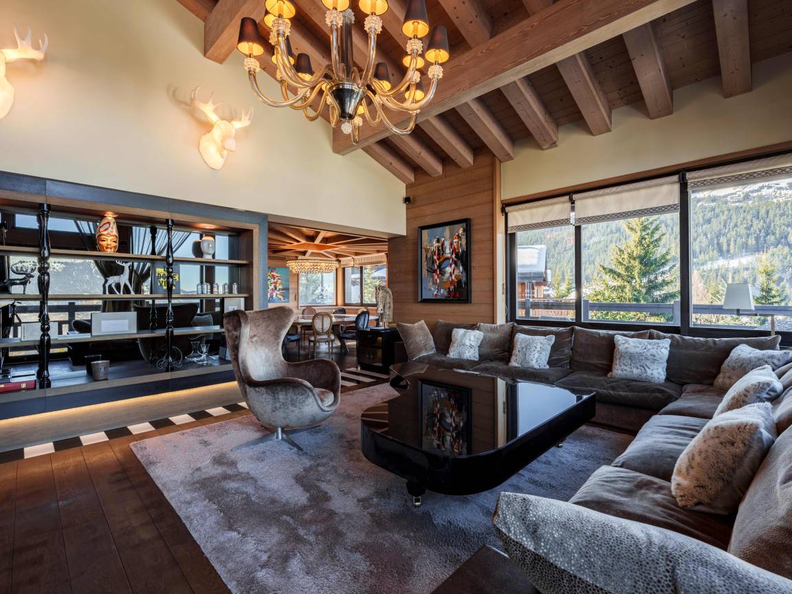 600 M² Chalet ∙ 7 Bedrooms ∙ 14 Guests - Courchevel