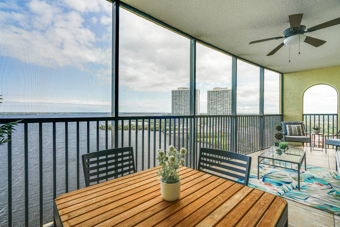 134 M² Apartment ∙ 3 Bedrooms ∙ 6 Guests - Fort Myers, FL
