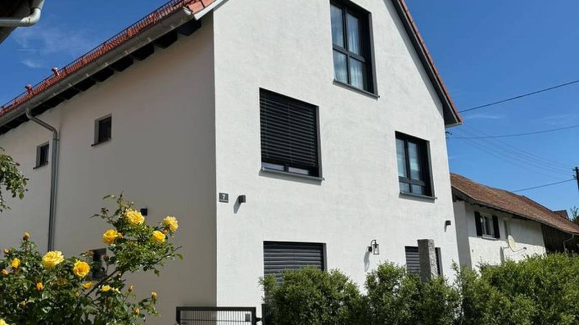 78 M² Ferienwohnung ∙ 1 Schlafzimmer ∙ 4 Gäste - Landsberg am Lech