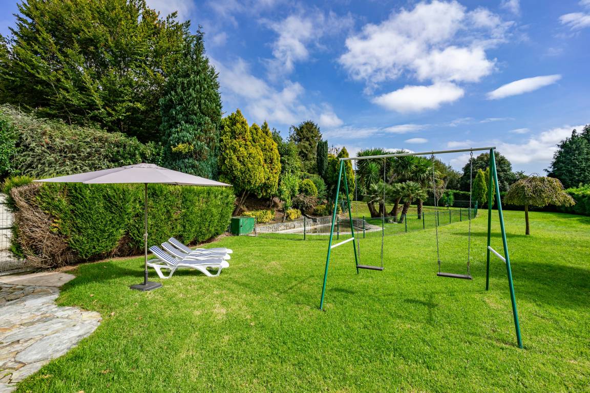 412 M² Maison De Vacances ∙ 4 Chambres ∙ 8 Personnes - Cantabrie