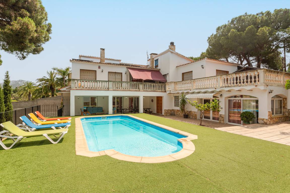 170 M² Apartamento ∙ 4 Habitaciones ∙ 12 Huéspedes - Tossa de Mar