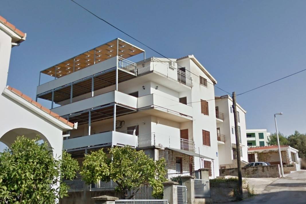 85 M² Ferienwohnung ∙ 4 Schlafzimmer ∙ 8 Gäste - Okrug Gornji