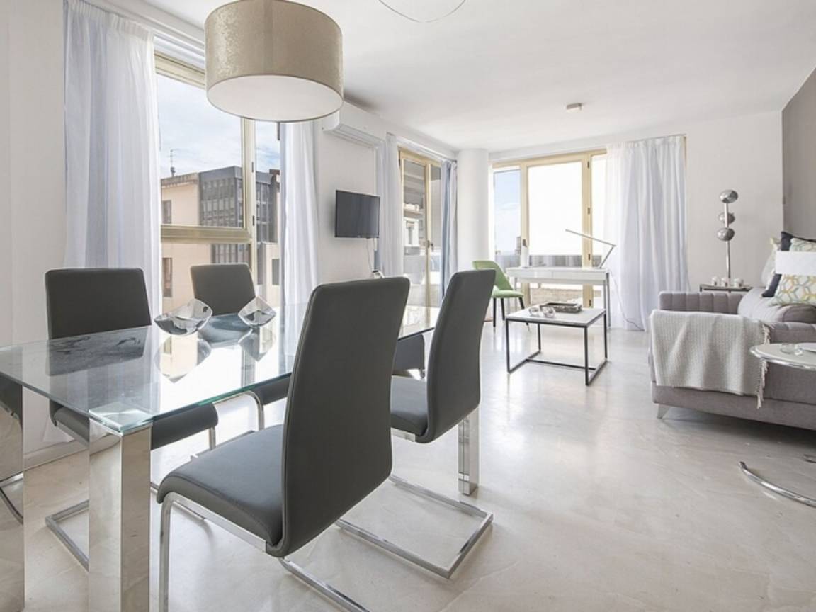 87 M² Apartamento ∙ 2 Habitaciones ∙ 4 Huéspedes - Tarragona, España