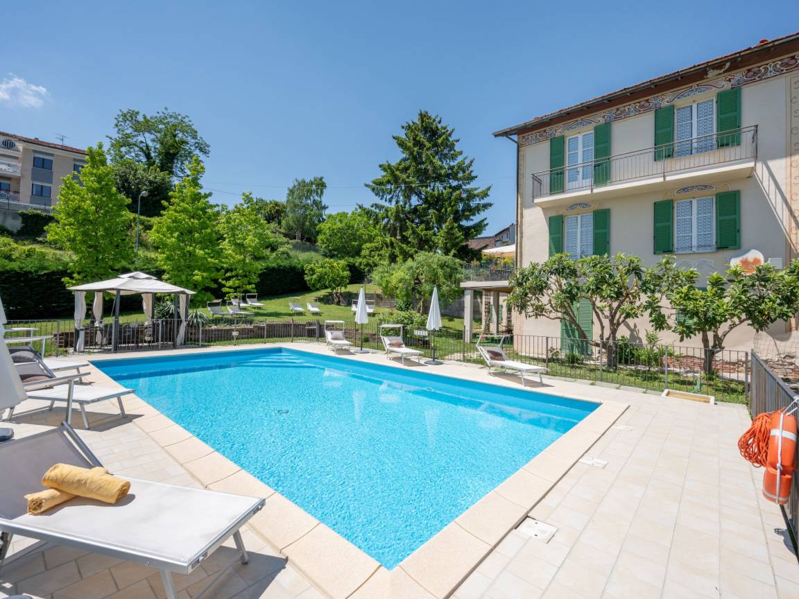 250 M² House ∙ 4 Bedrooms ∙ 8 Guests - Barolo