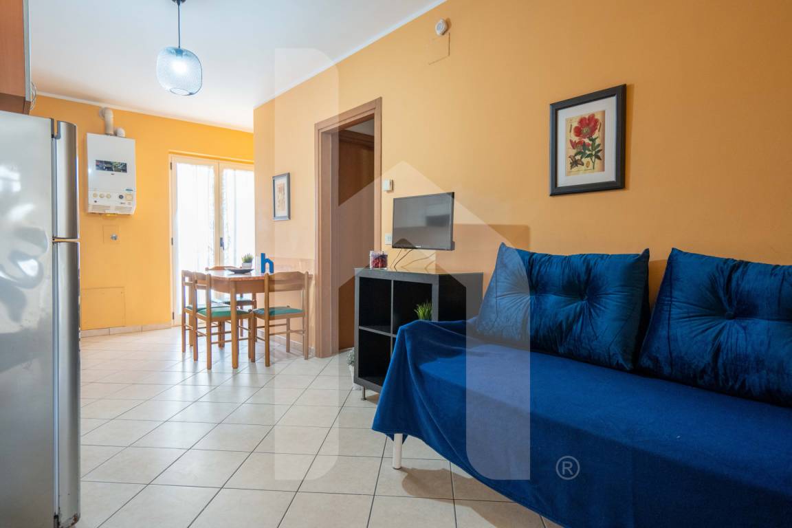 Appartamento Vacanza ∙ 2 Camere Da Letto ∙ 5 Ospiti - Pineto
