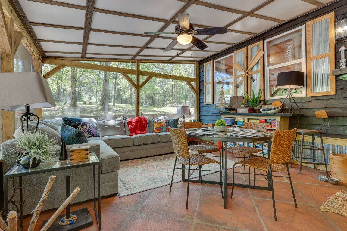 65 M² House ∙ 1 Bedroom ∙ 8 Guests - Alabama