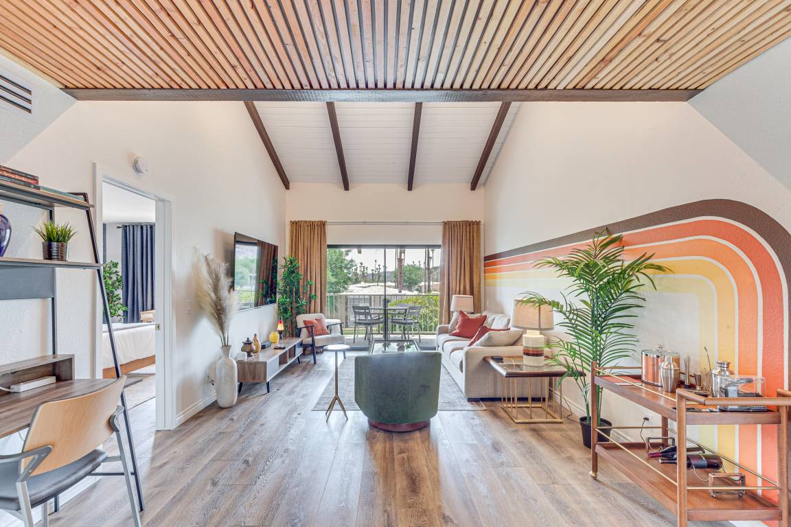 111 M² Apartment ∙ 2 Bedrooms ∙ 4 Guests - Palm Springs, CA