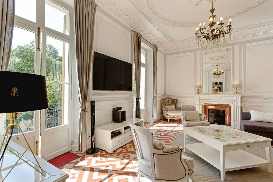 180 M² Apartment ∙ 5 Bedrooms ∙ 10 Guests - Cannes