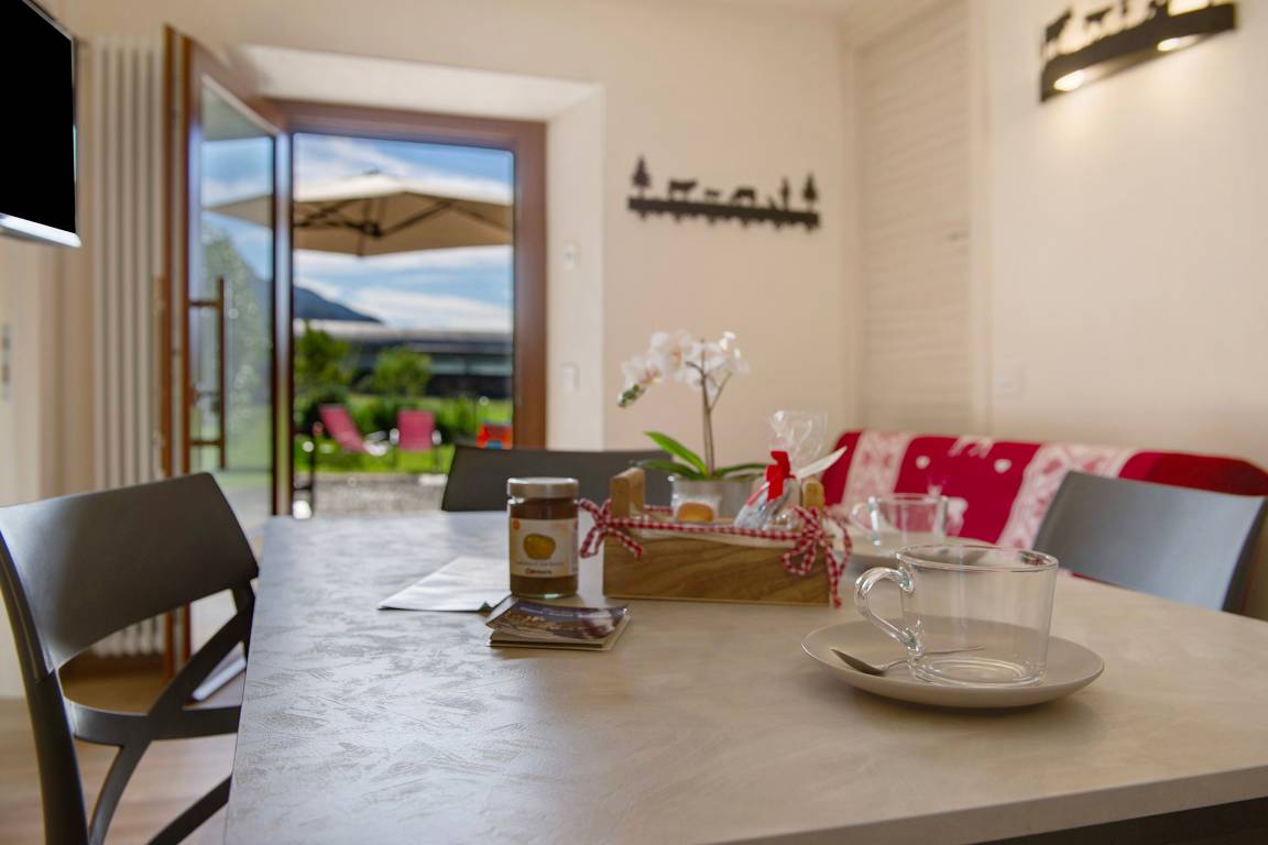 90 M² Apartment ∙ 2 Bedrooms ∙ 6 Guests - Aosta Valley