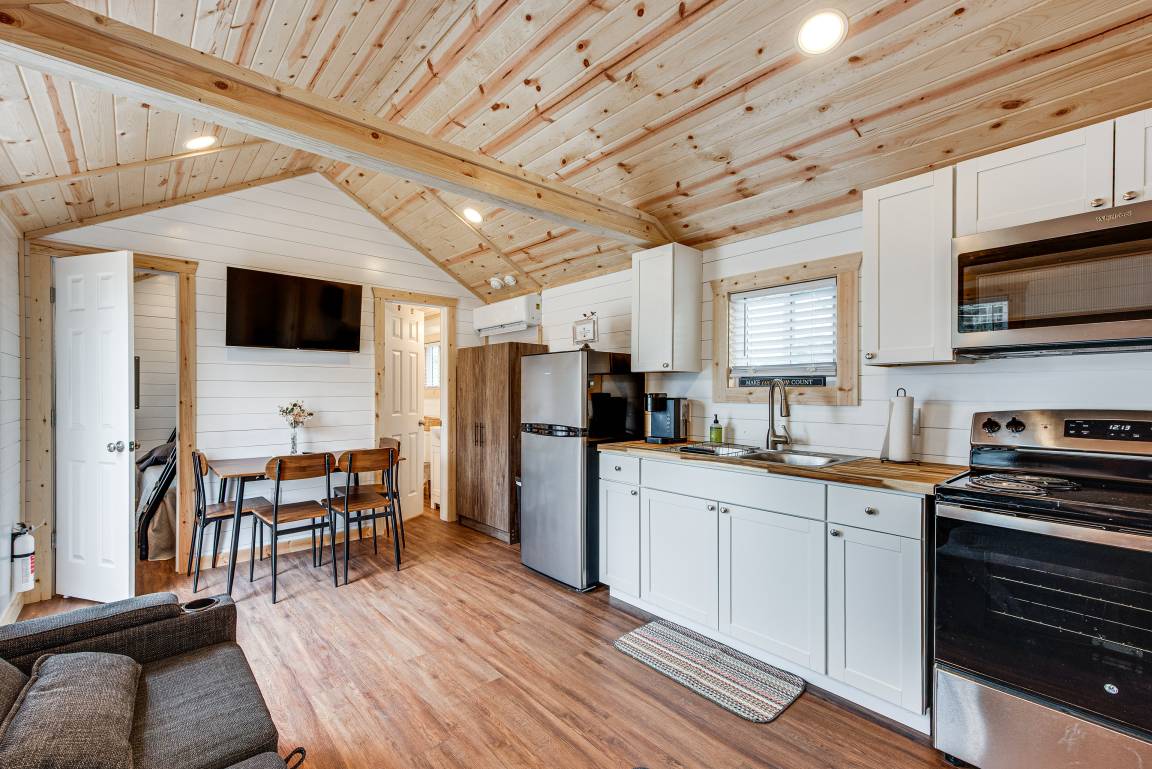 37 M² House ∙ 2 Bedrooms ∙ 6 Guests - Keaton Beach, Perry