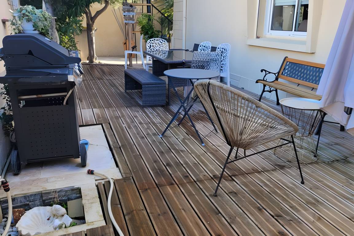 90 M² Appartement ∙ 3 Chambres ∙ 6 Personnes - Sauvian
