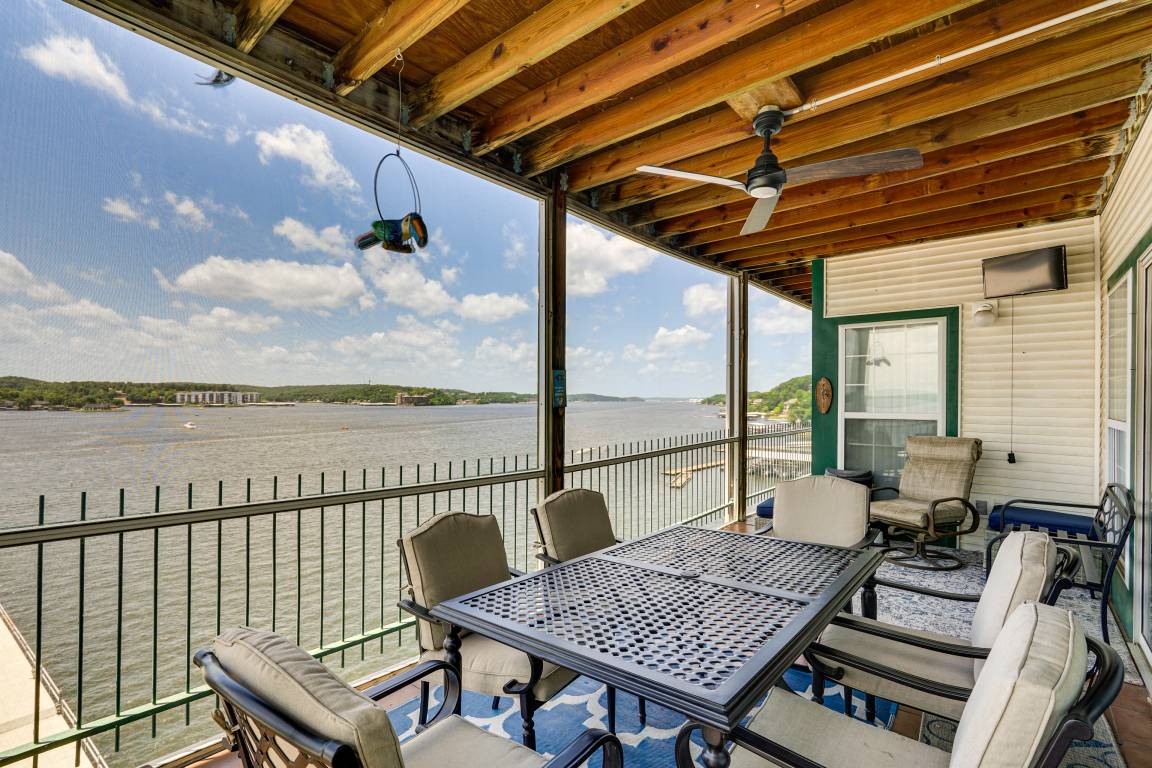 148 M² Apartment ∙ 3 Bedrooms ∙ 7 Guests - Lake Ozark, MO