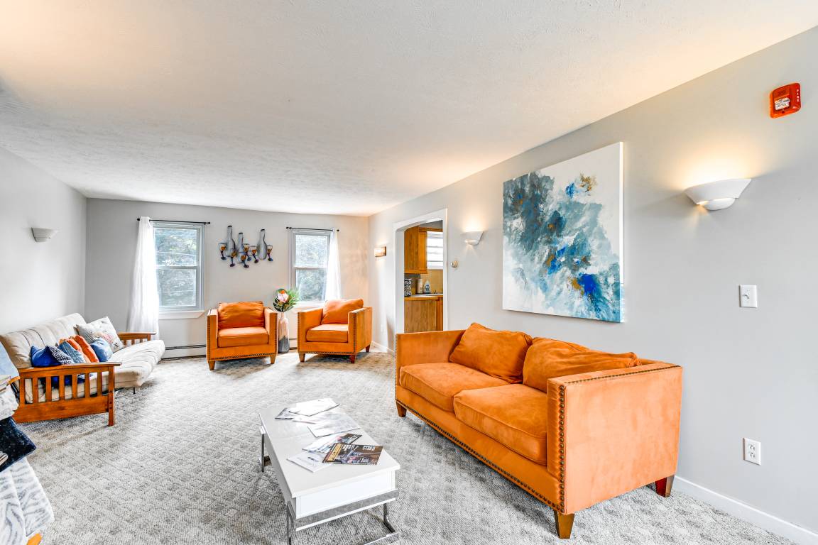 102 M² Apartment ∙ 2 Bedrooms ∙ 6 Guests - Seneca Lake, NY