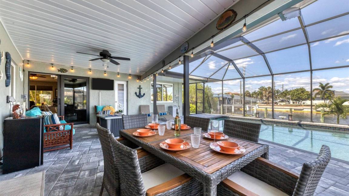 168 M² House ∙ 3 Bedrooms ∙ 6 Guests - Punta Gorda, FL