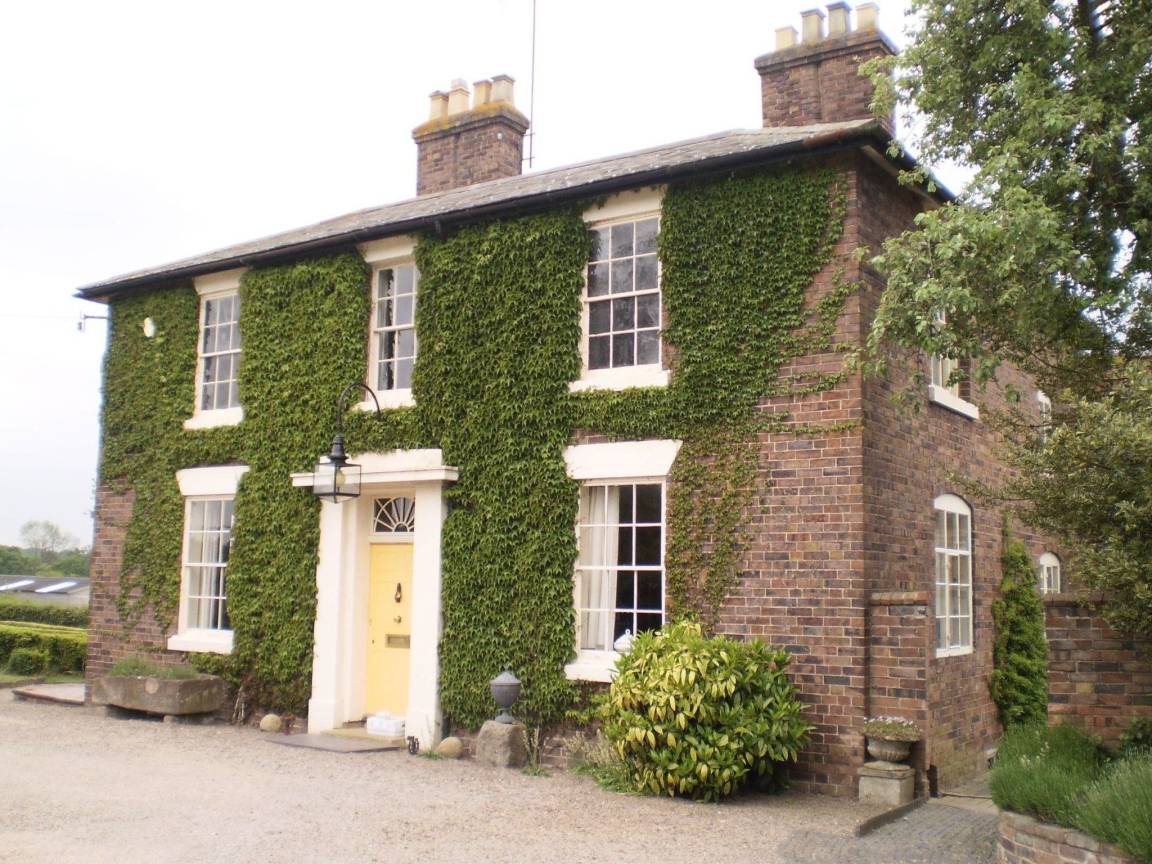 80 M² House ∙ 1 Bedroom ∙ 4 Guests - Bridgnorth