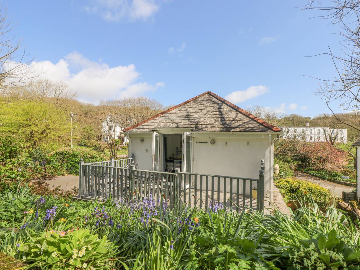 Cottage ∙ 2 Bedrooms ∙ 4 Guests - Porthcurno