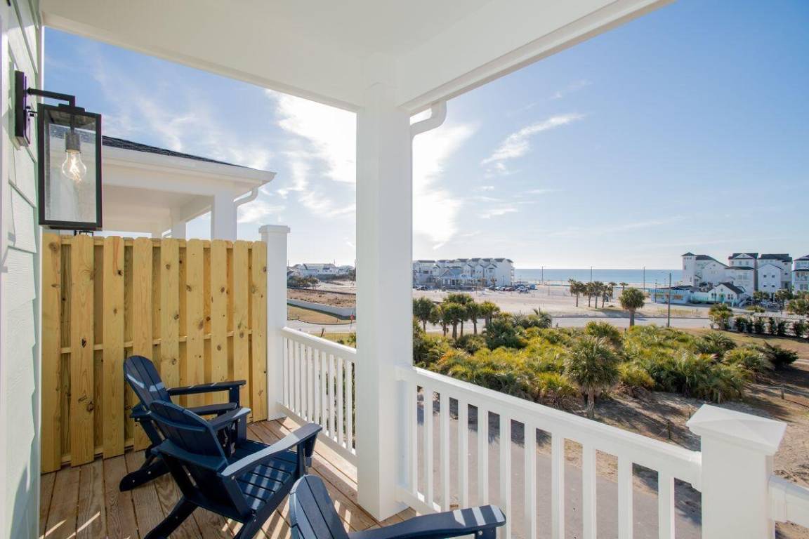 House ∙ 3 Bedrooms ∙ 6 Guests - Atlantic Beach, NC