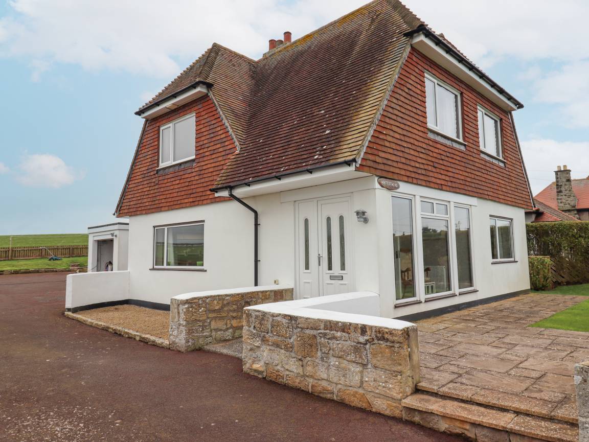Cottage ∙ 4 Bedrooms ∙ 7 Guests - Bamburgh