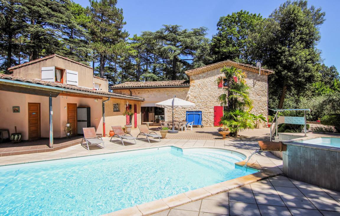 200 M² Maison De Vacances ∙ 5 Chambres ∙ 12 Personnes - Loriol-sur-Drôme