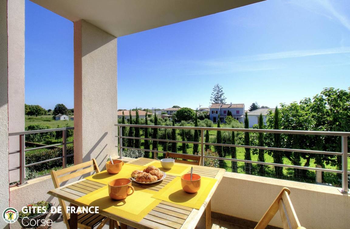 67 M² Gîte ∙ 1 Schlafzimmer ∙ 2 Gäste - Corsica