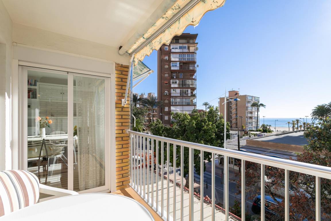 60 M² Ferienwohnung ∙ 2 Schlafzimmer ∙ 5 Gäste - Villajoyosa