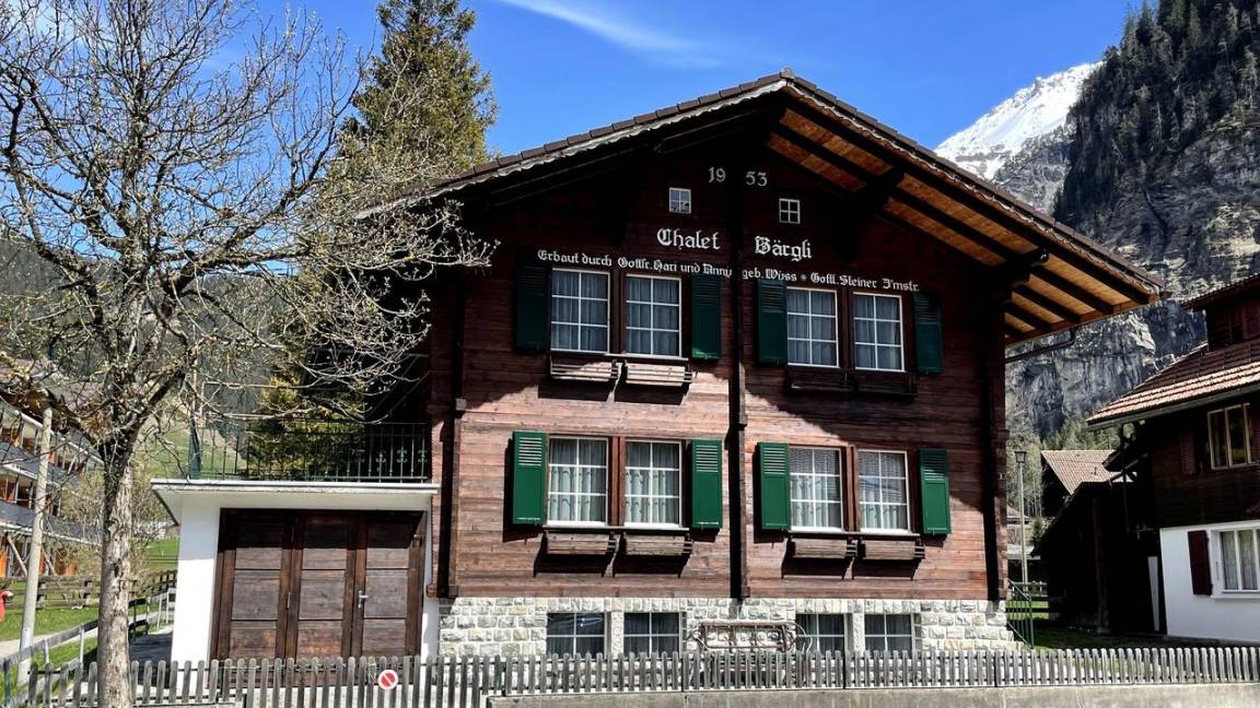 80 M² Apartment ∙ 3 Bedrooms ∙ 5 Guests - Kandersteg
