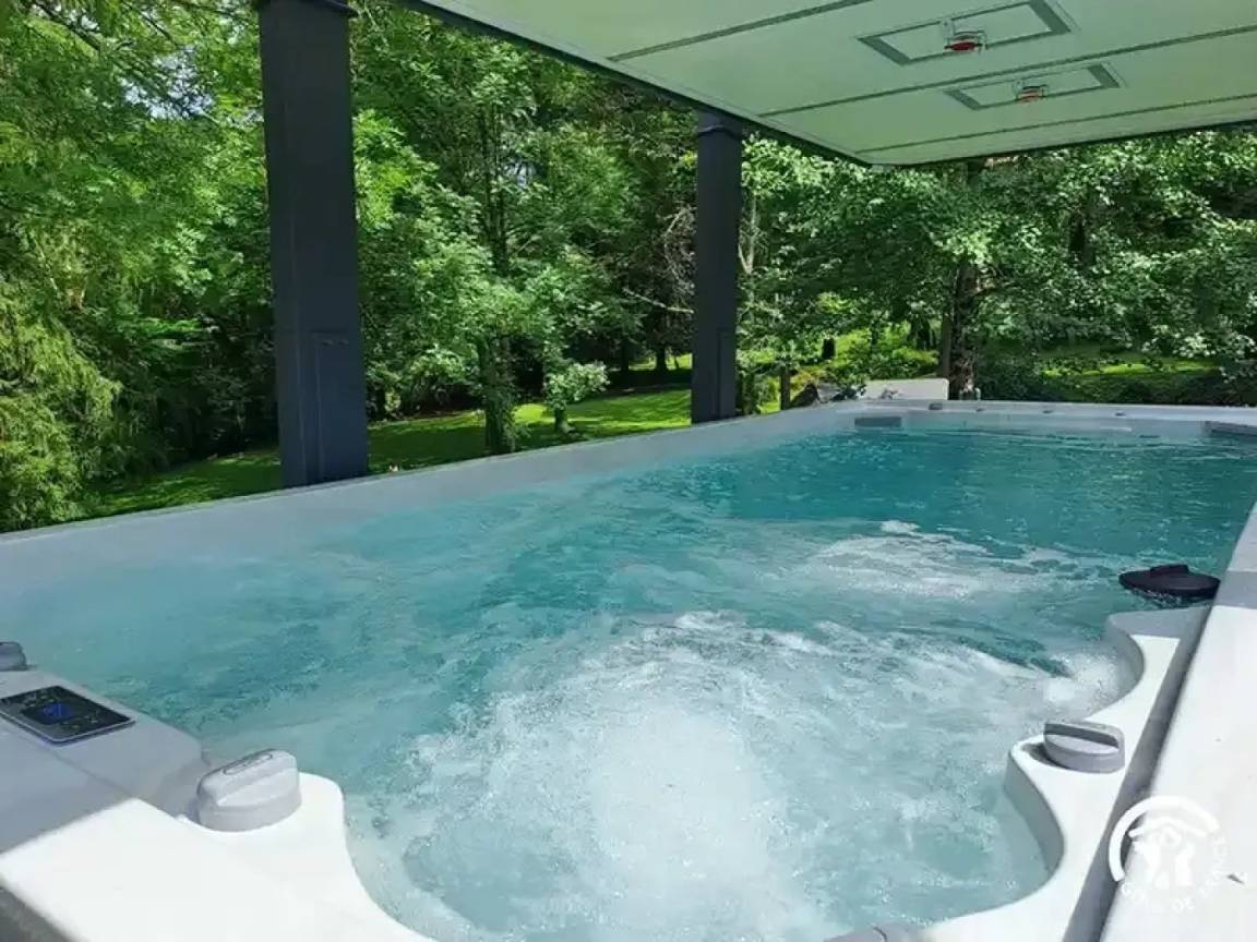 250 M² Villa ∙ 4 Chambres ∙ 11 Personnes - Pont-de-Larn