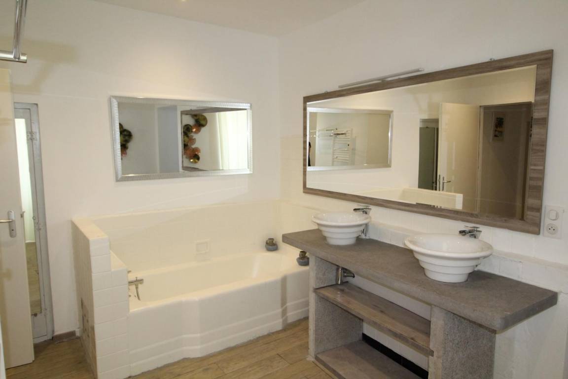 23 M² Chambre D'hôtes ∙ 1 Chambre ∙ 2 Personnes - Ruoms