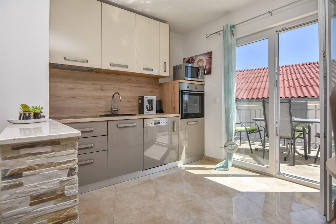 70 M² Apartment ∙ 2 Bedrooms ∙ 5 Guests - Primošten