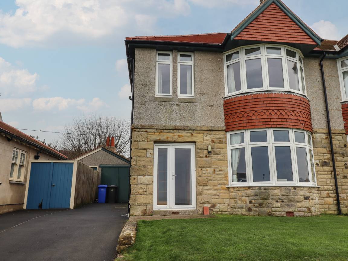 Cottage ∙ 3 Bedrooms ∙ 5 Guests - Seahouses