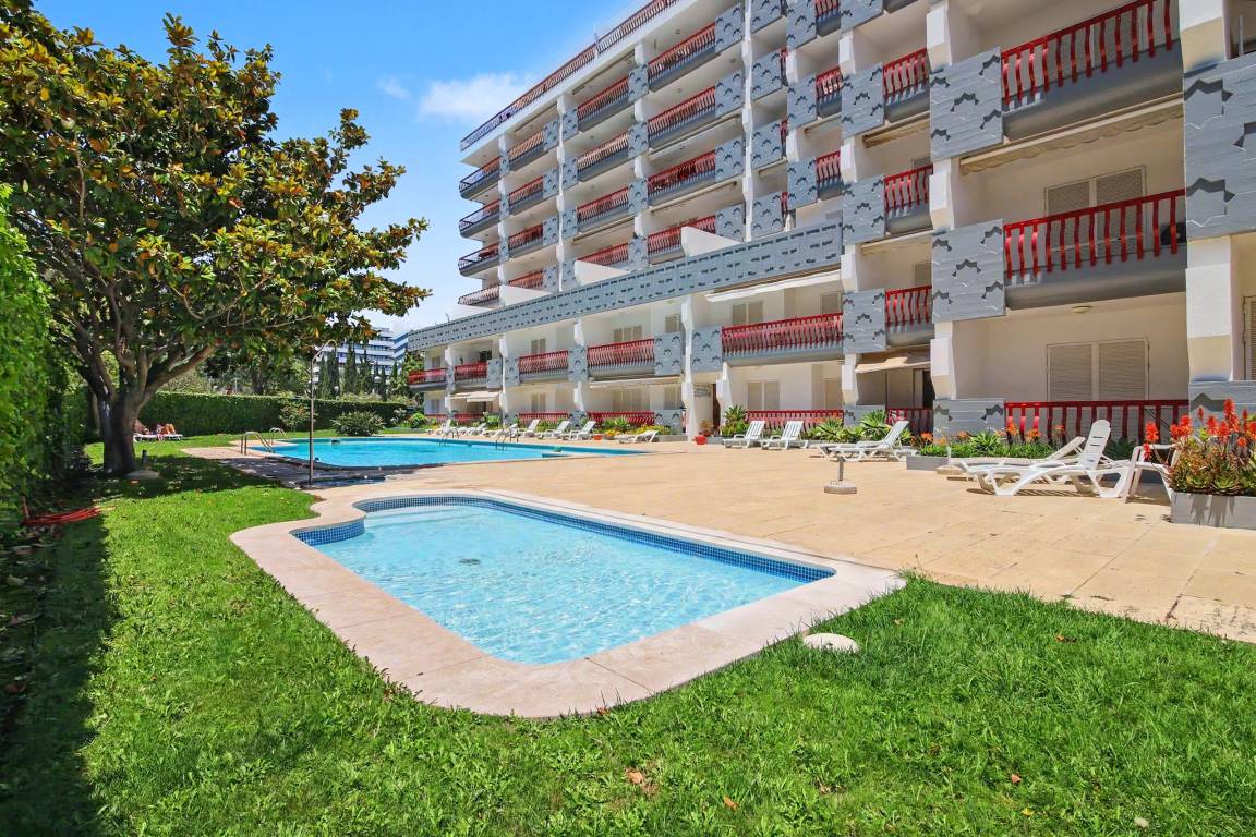 100 M² Apartment ∙ 2 Bedrooms ∙ 4 Guests - Quarteira