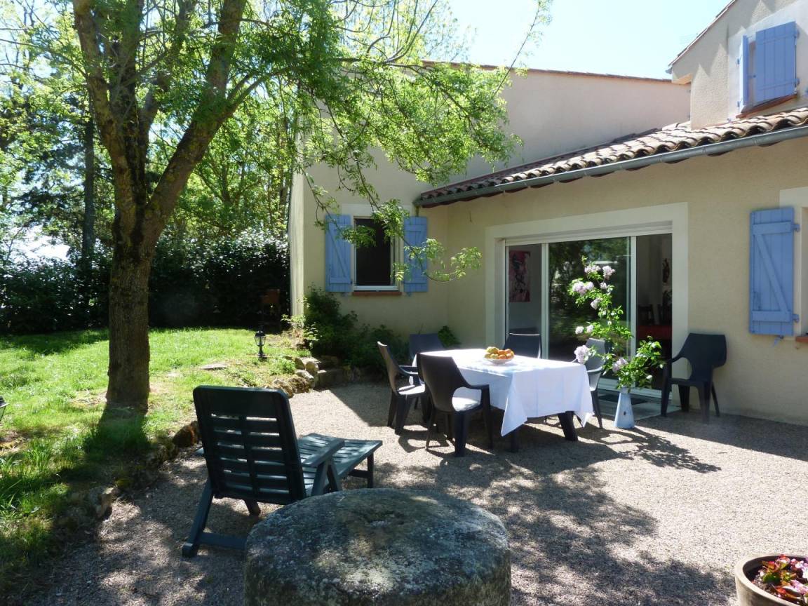 85 M² Gîte ∙ 2 Chambres ∙ 6 Personnes - La Pomarède