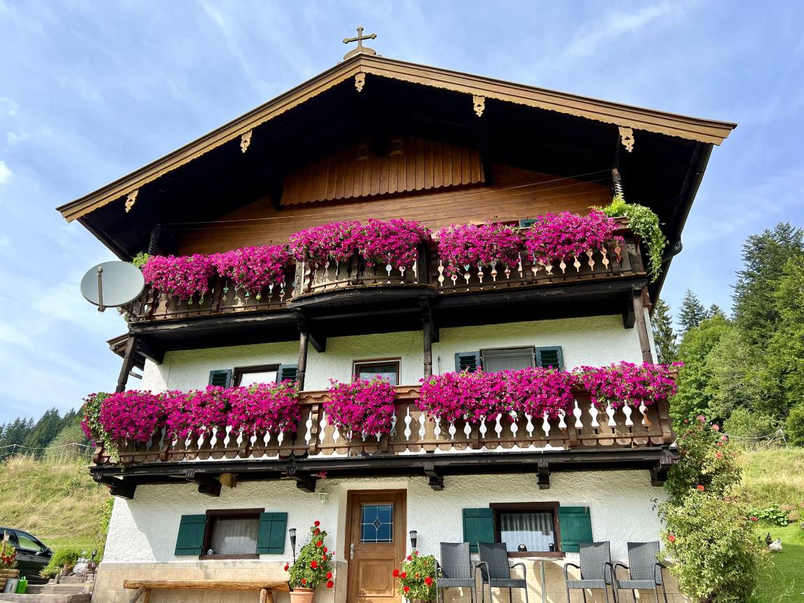 45 M² Ferienwohnung ∙ 1 Schlafzimmer ∙ 2 Gäste - Hochfilzen