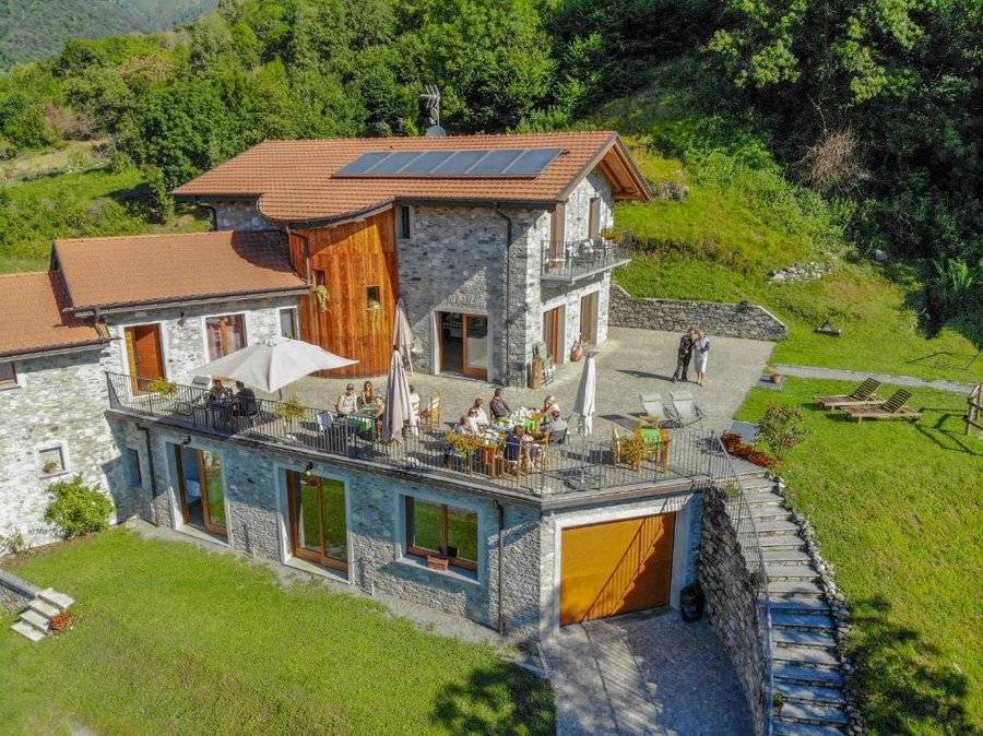 300 M² Farmhouse ∙ 9 Bedrooms ∙ 18 Guests - Lago di Como