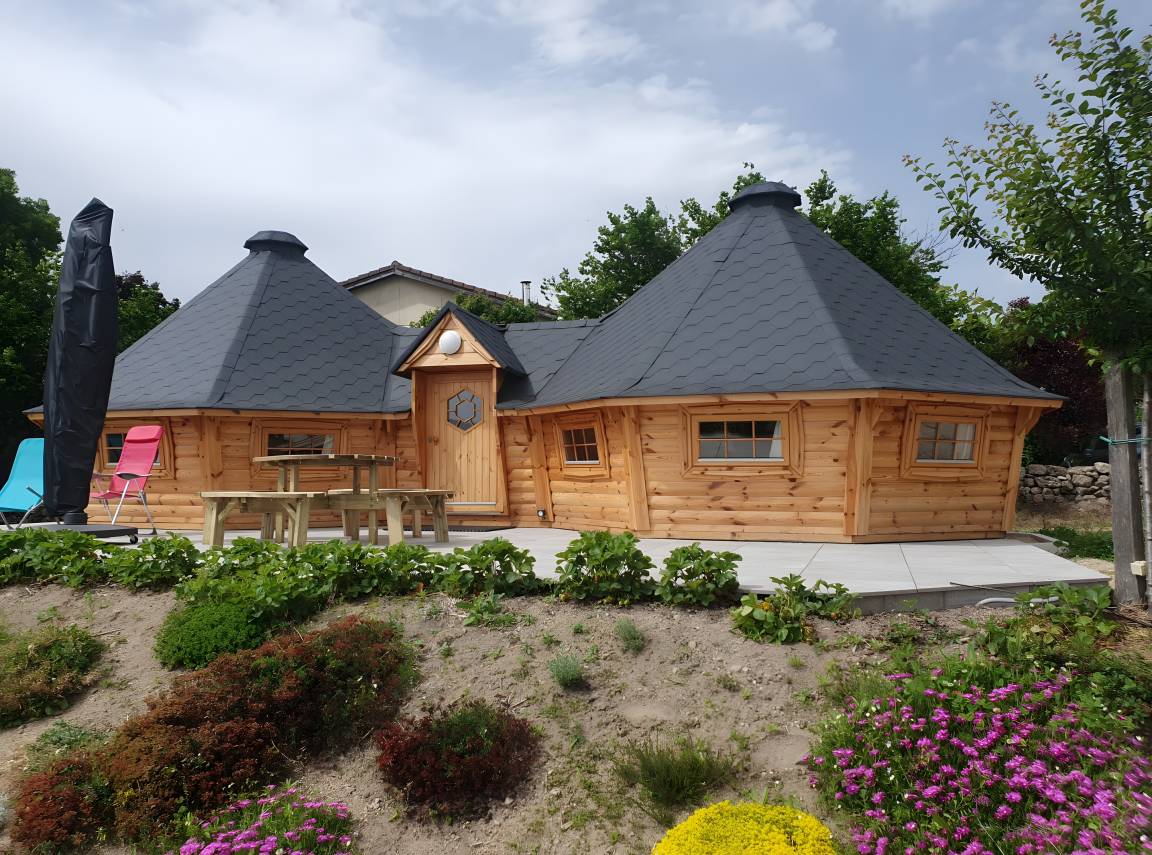 37 M² Ferienhaus ∙ 1 Schlafzimmer ∙ 5 Gäste - Monistrol-sur-Loire