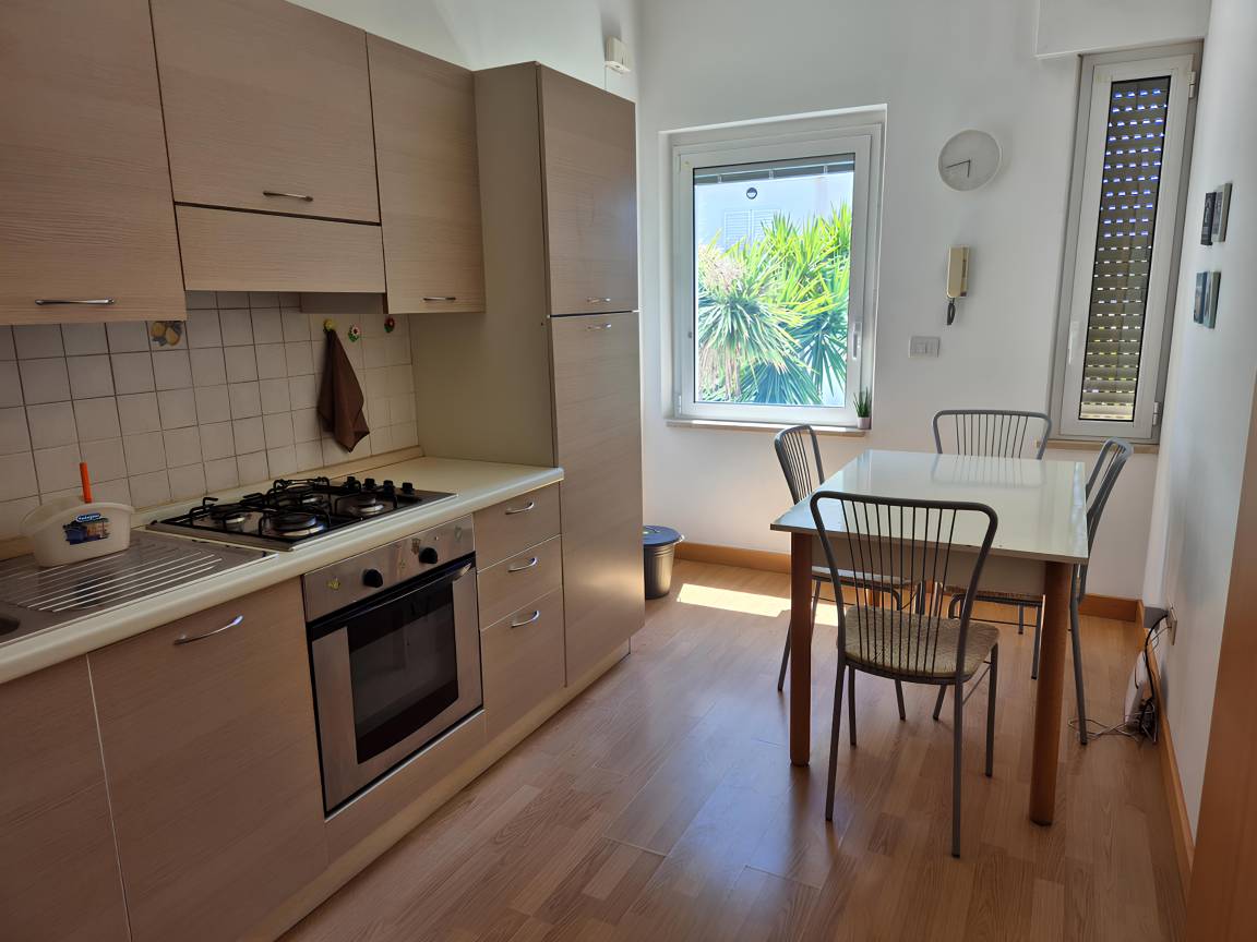 50 M² Apartamento ∙ 2 Habitaciones ∙ 6 Huéspedes - Roseto degli Abruzzi