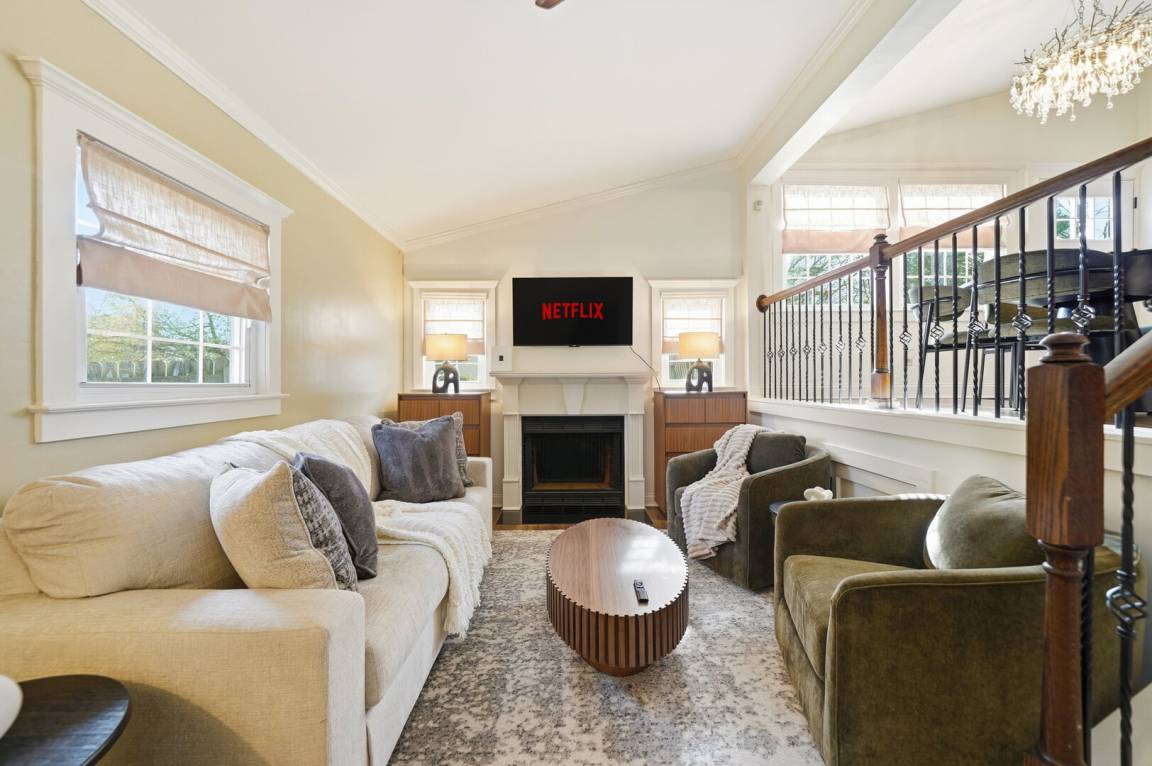 121 M² Casa ∙ 2 Habitaciones ∙ 4 Huéspedes - Sandy Springs, GA