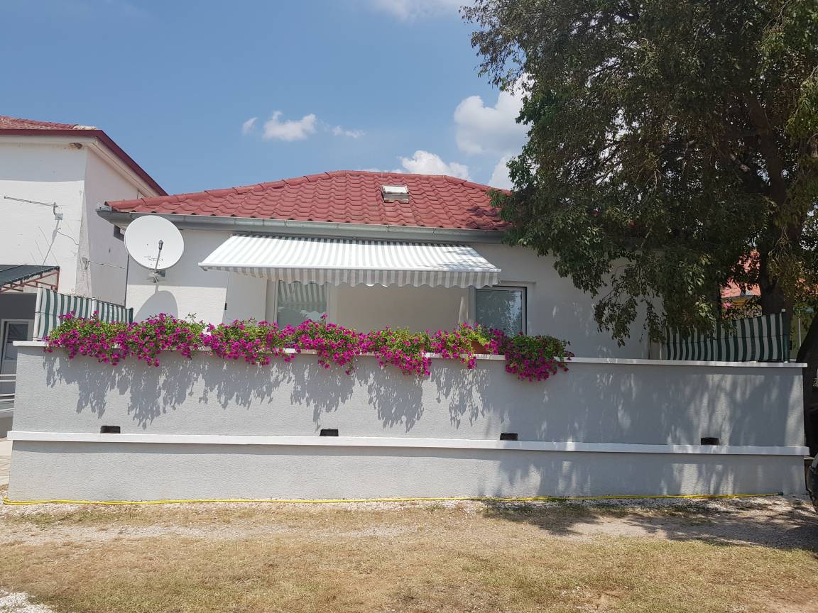 66 M² Apartment ∙ 2 Bedrooms ∙ 6 Guests - Vinjerac