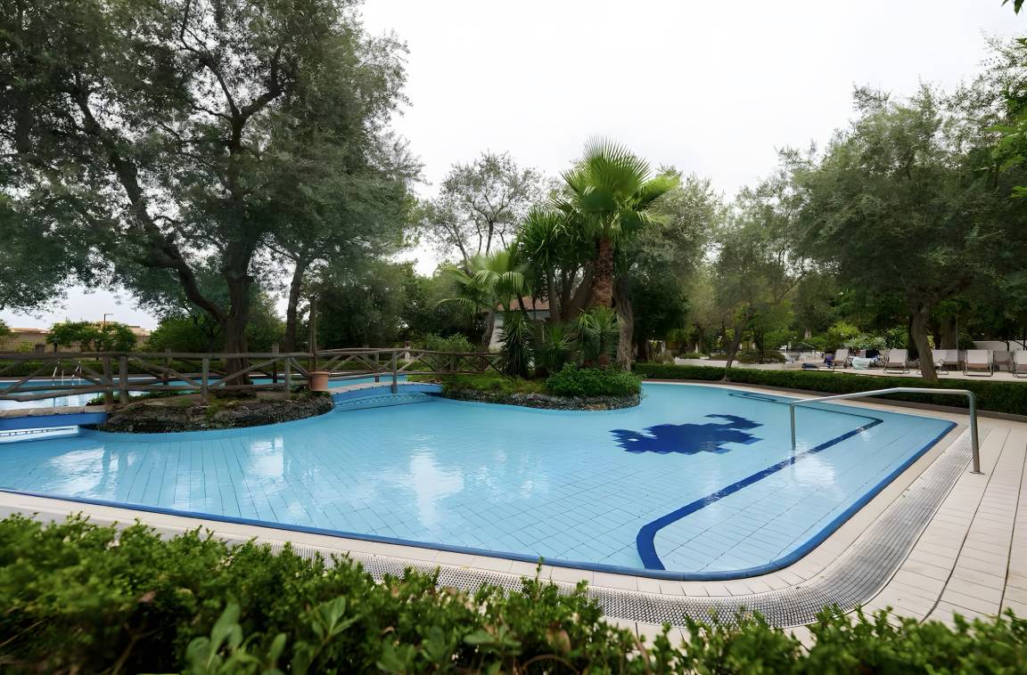 65 M² House ∙ 1 Bedroom ∙ 5 Guests - Capri (island)