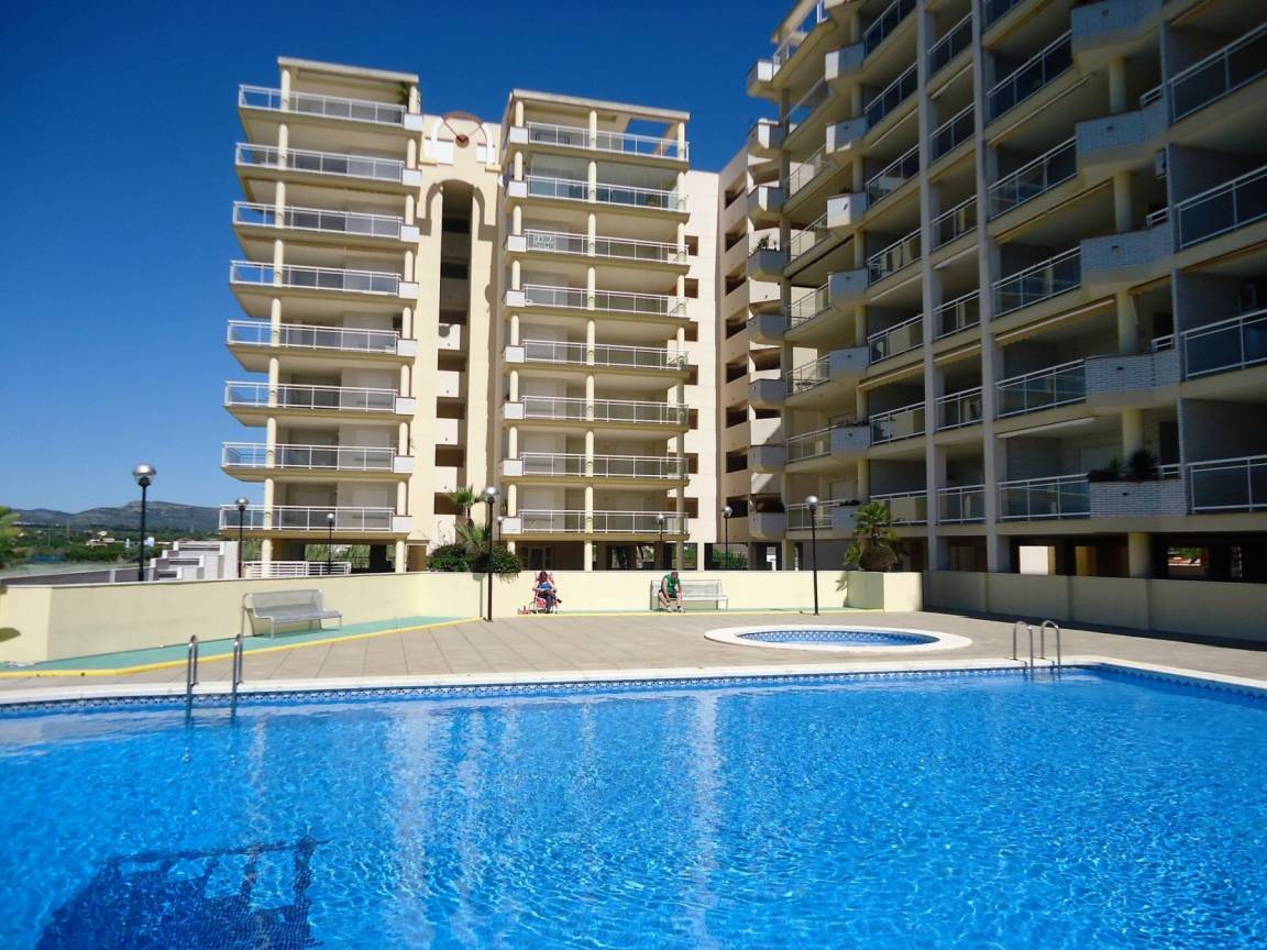 57 M² Apartamento ∙ 2 Habitaciones ∙ 6 Huéspedes - Benicarló