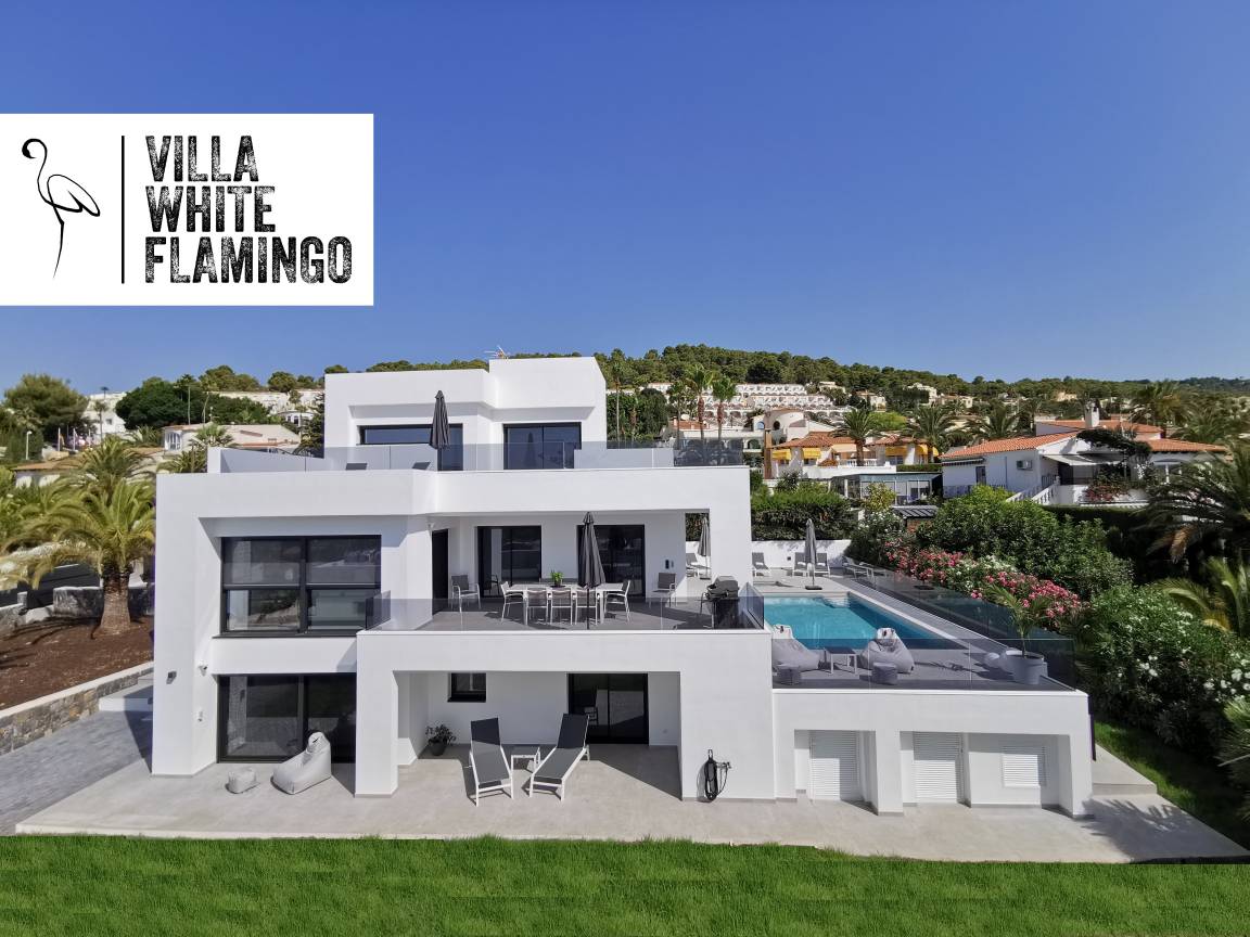 320 M² Villa ∙ 5 Habitaciones ∙ 10 Huéspedes - Calpe