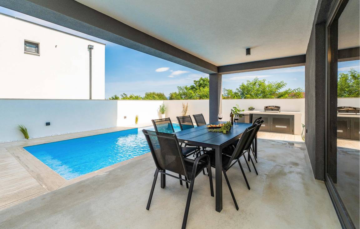 220 M² Maison De Vacances ∙ 4 Chambres ∙ 8 Personnes - Zadar