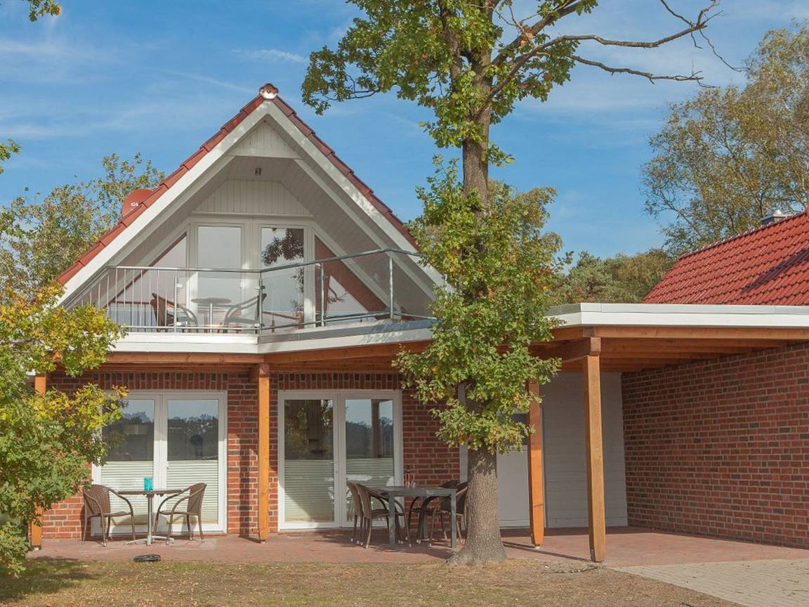 80 M² Ferienhaus ∙ 2 Schlafzimmer ∙ 6 Gäste - Wiefelstede
