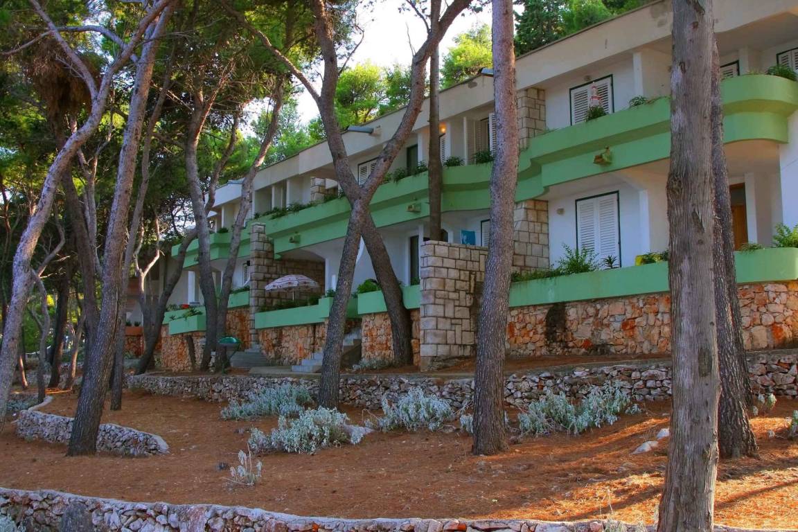 82 M² Apartment ∙ 2 Bedrooms ∙ 6 Guests - Jelsa