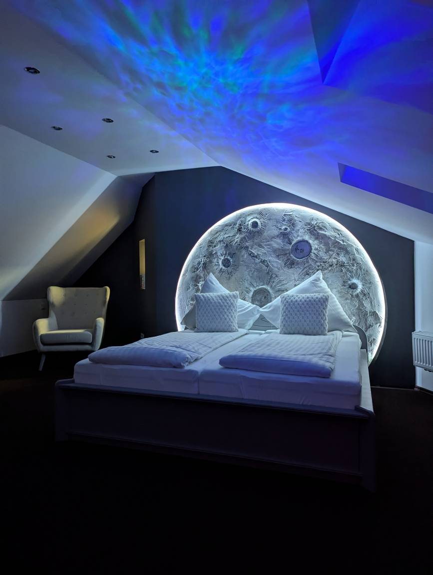 62 M² Ferienwohnung ∙ 1 Schlafzimmer ∙ 2 Gäste - Bad Neustadt an der Saale